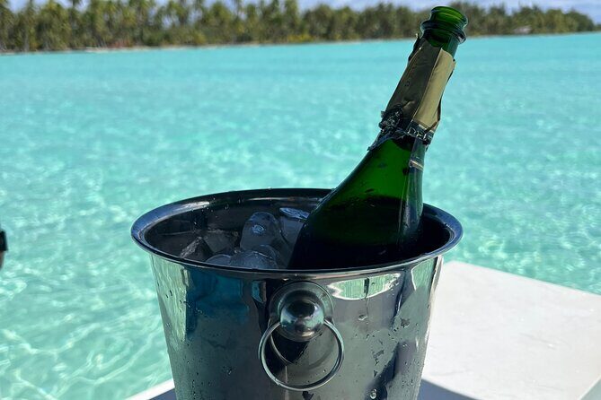 Private Lagoon Tour on a Prestigious Pontoon Boat in Bora Bora - What the Experience Feels Like
