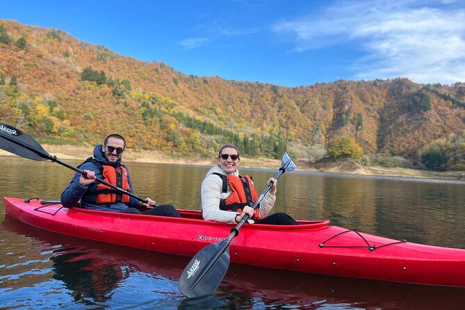 Private Lake Shirakawa Canoe Adventure - What is the Private Lake Shirakawa Canoe Adventure?