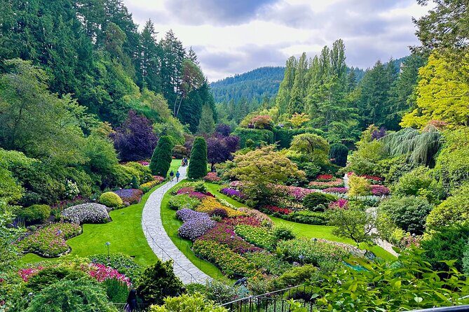 Private Large Group Tour! Butchart Gardens and Victoria City BC - Who Should Consider This Tour?