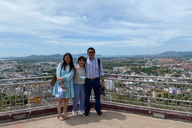 Private local city tour with english speaking driver - FAQ