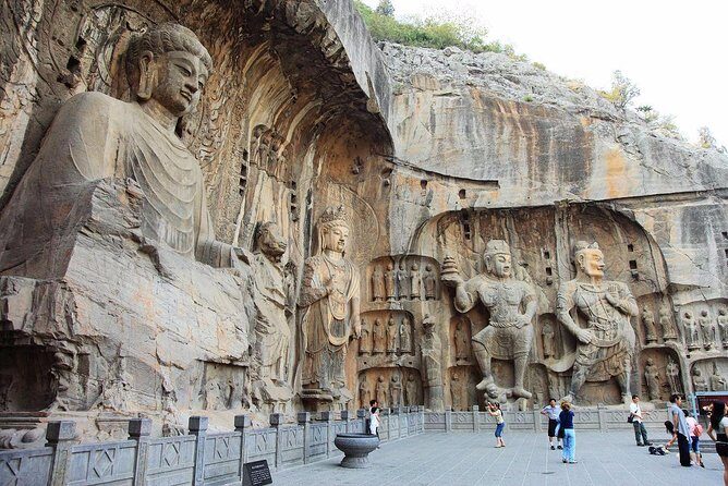 Private Longmen Grottoes Tour from Chengdu by Bullet Train (Ends in Luoyang - An In-Depth Look at the Tour Experience