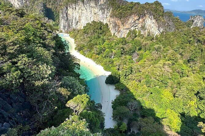 Private Longtail Boat Tour to Hong Islands - An In-Depth Look at the Private Longtail Boat to Hong Islands
