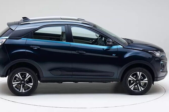 Private Luxury Car from Kathmandu Pokhara and Chitwan with Driver - Key Points