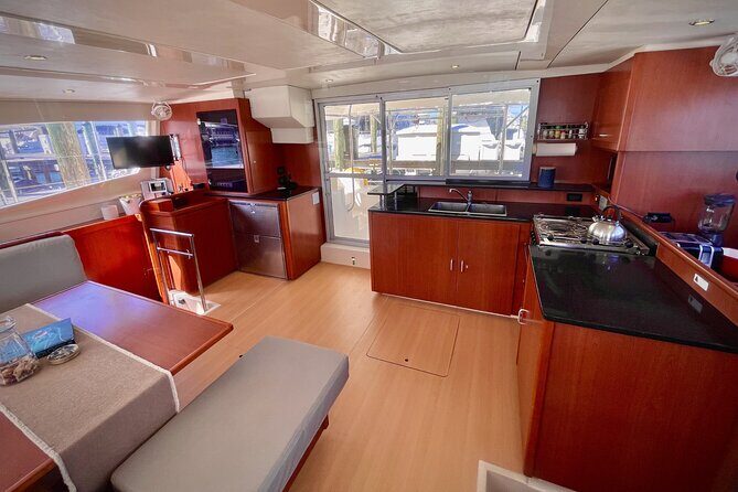 Private Luxury Catamaran Charter in Nassau - FAQs
