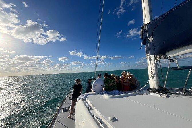 Private Luxury Catamaran Tour to Stingray City and Snorkel - What’s Included and What’s Not