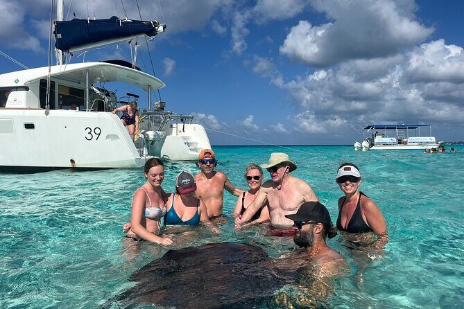 Private Luxury Catamaran Tour to Stingray City and Snorkel - Analyzing the Value