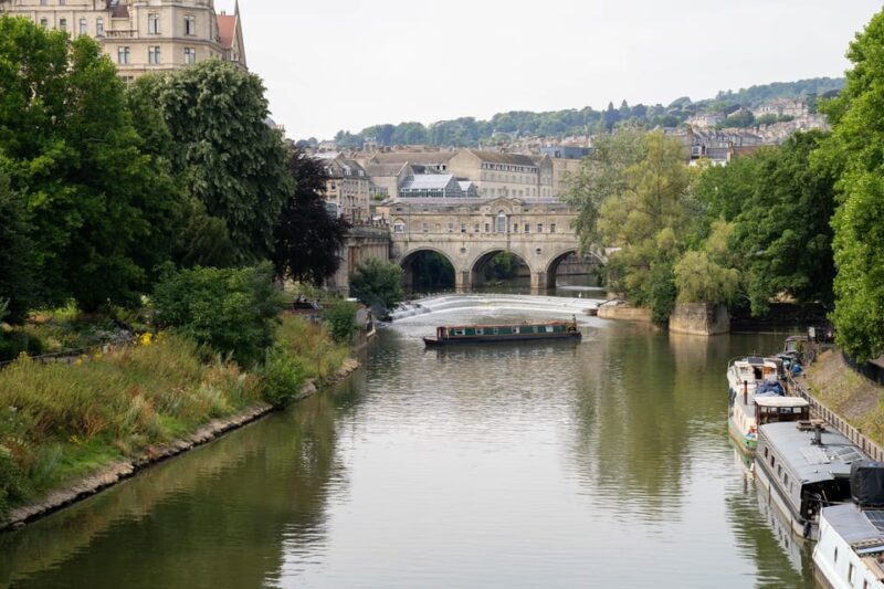 Private Luxury Day Tour of Stonehenge and Bath from Oxford - Who Should Consider This Tour?