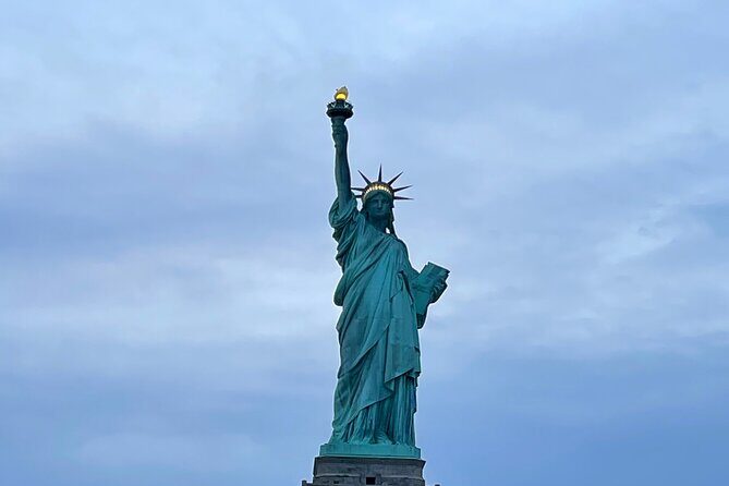 Private Luxury Daytime Boat Tour in New York City - 1 Hour - FAQ