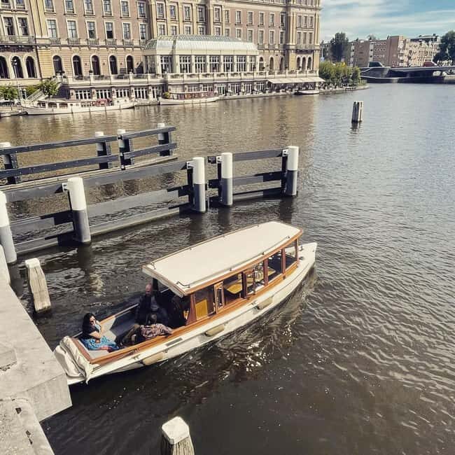 Private Luxury High Tea Cruise Amsterdam - FAQ