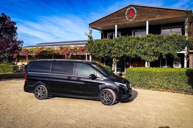 Private Luxury Return Transfers - Queenstown to Cromwell Vineyard - Key Points