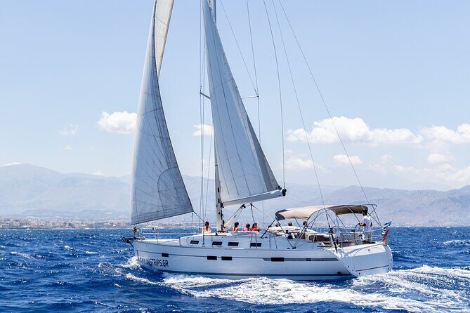 Private Luxury Sailing Trips to Dia Island - FAQs