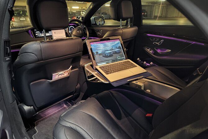 Private Luxury Sedan Transfer Auckland Airport To Auckland Hotel - The Vehicle & Service Quality