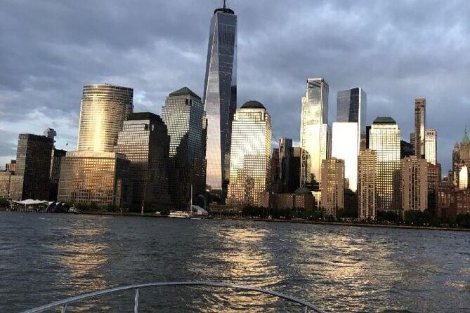 Private Luxury Sunset Boat Tour in New York City - 1 Hour - FAQ