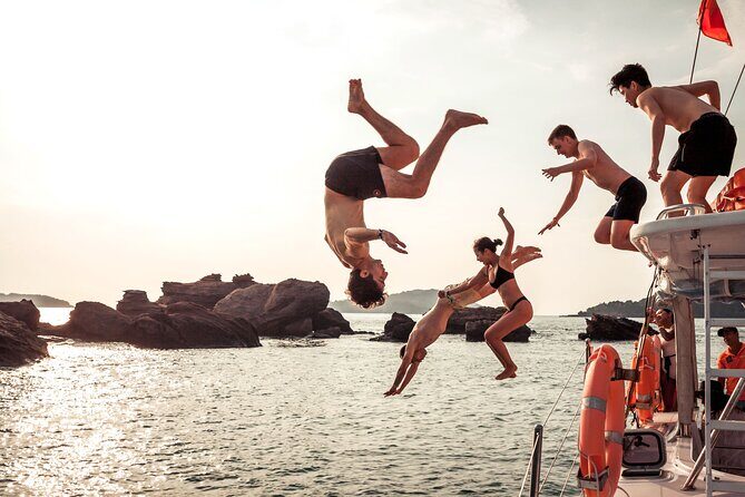 Private Luxury Sunset Cruise on Yacht in Nha Trang - An In-Depth Look at the Experience