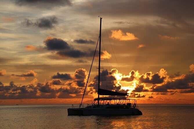 Private Luxury Sunset Cruise on Yacht in Nha Trang - FAQ