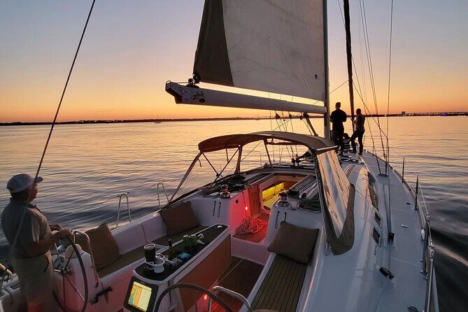 Private Luxury Sunset Sail on the 50ft Sailing Yacht Fate BYOB - Who Would Enjoy This Tour?