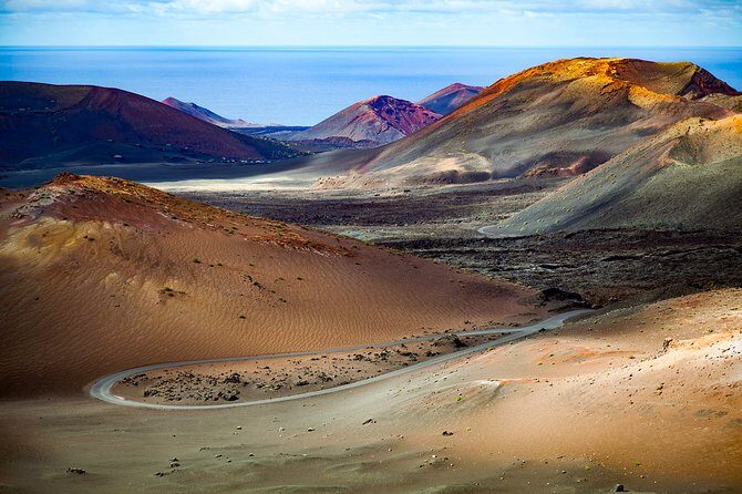 Private Luxury Tour: Best of Lanzarote Island w/ Hotel or Cruise Port pick-up - Discover Lanzarote in Style: A Review of the Private Luxury Tour with Hotel or Cruise Port Pickup
