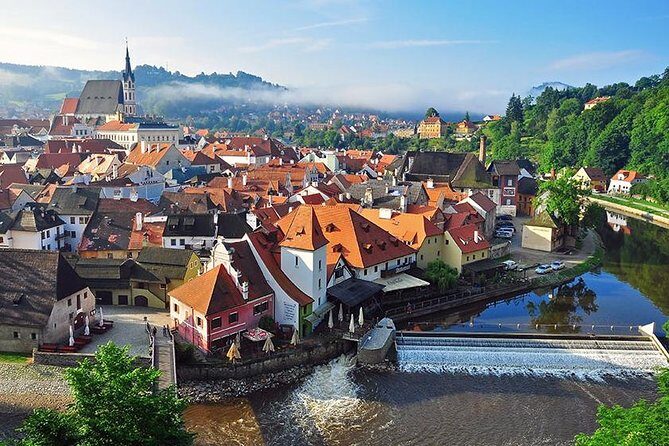 Private Luxury Transfer to Cesky Krumlov from Prague - The Itinerary: Stops and Scenic Highlights