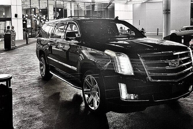 Private Luxury Transportation between Denver and Denver Airport - Who Will Love This Service?
