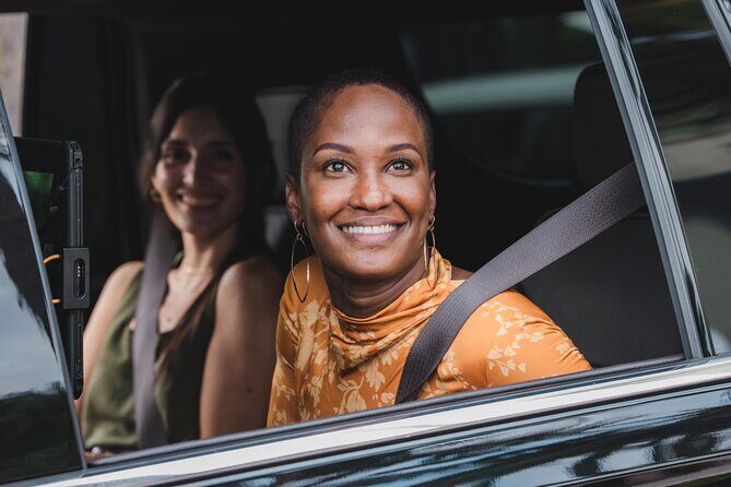 Private Luxury Transportation from St. Thomas Hotel to Airport - A Closer Look at the Experience