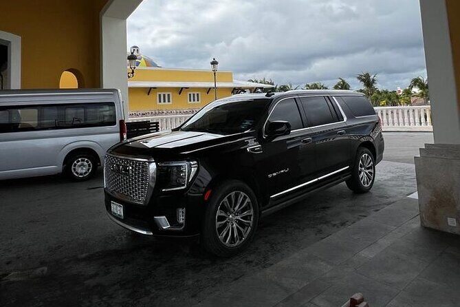 Private Luxury Transportation to and from the Airport - Why Choose a Private Transfer?