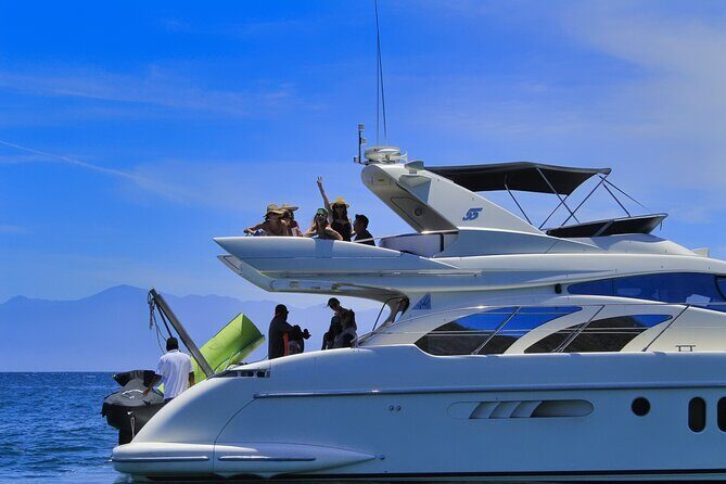 Private Luxury Yacht Chica 55' VIP All Inclusive + Jet Ski - An In-Depth Look at the Experience