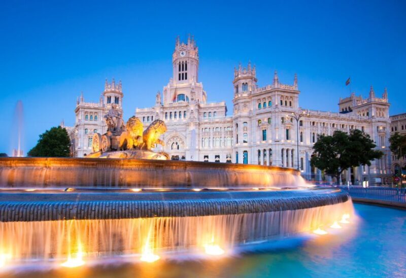 Private Madrid Highlights Walking Tour - Puerta del Sol & the Famous Clock