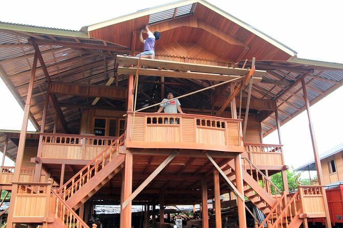 Private Manado Tour to Woloan Village, Tondano Lake & Minahasa Highland - A Day of Sightseeing in North Sulawesi