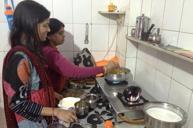 Private Market Tour & Vegetarian Cooking Class & Meal in a Local Jaipur Home - A More Personal Look at the Jaipur Market & Cooking Class