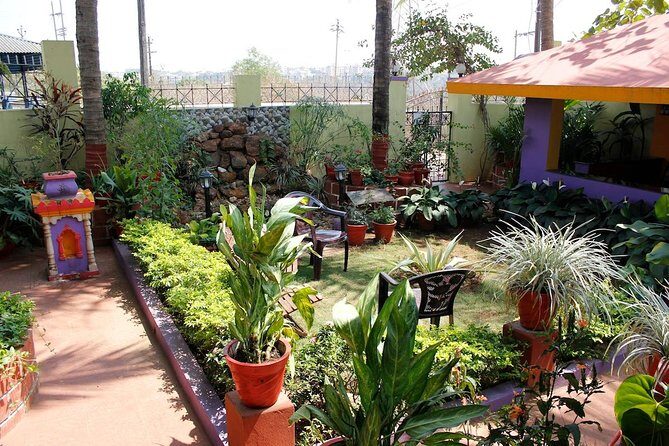 Private Market Visit and Cooking Class in Goa with a Local Family - Key Points