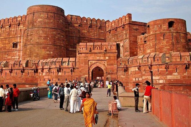 Private Mathura Vrindavan with Taj Mahal Agra Tour from Delhi - FAQ
