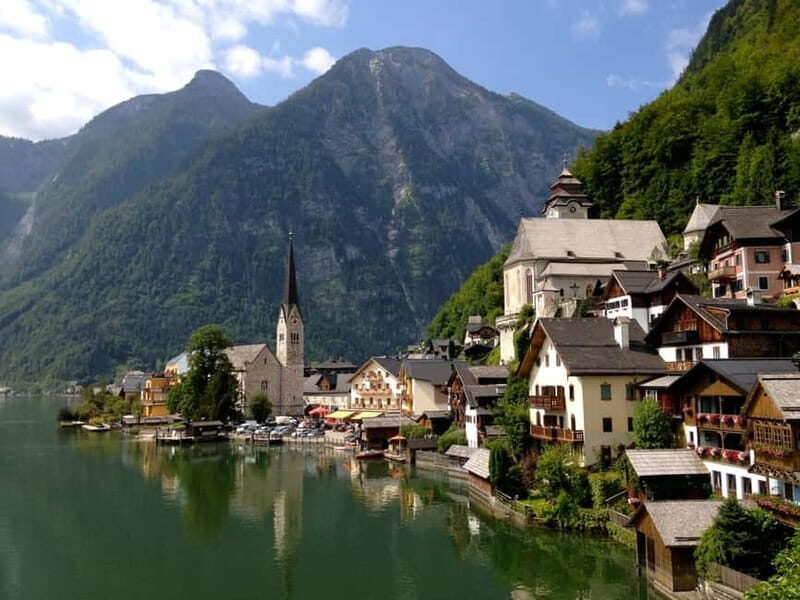 Private Melk Hallstatt, Salzburg tour from Vienna - An Overview of the Experience