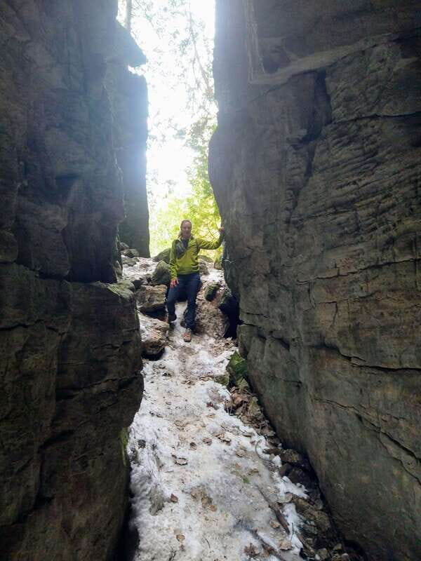 Private Metcalfe/Duncan Caves Hike-Collingwood/Blue Mountain - Introduction: Why This Tour Stands Out
