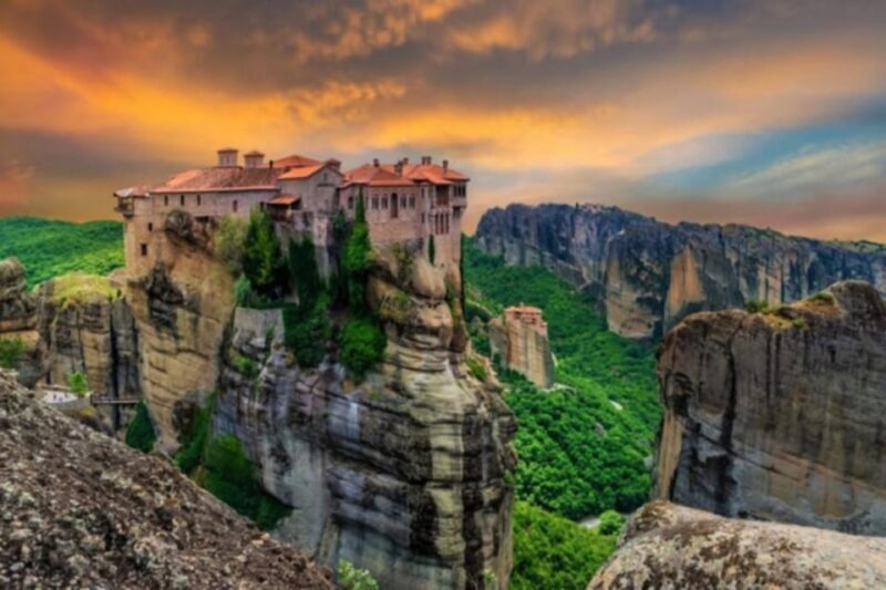 Private Meteora Monasteries Tour from Thessaloniki! - Key Points