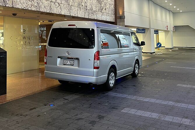 Private Mini Van Transfer From Auckland Airport to Auckland City - Booking & Pricing