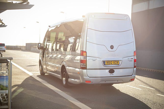 Private Minibus Arrival Transfer: Gatwick to Central London Airport - Who Will Benefit Most?