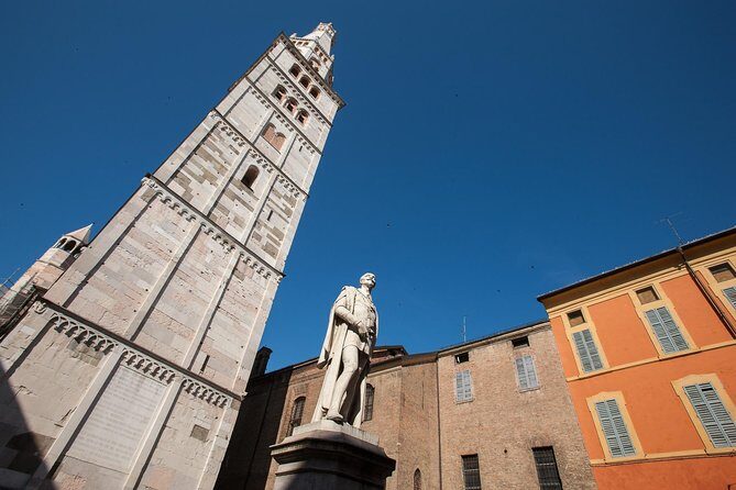 Private Modena old town walking tour - A Detailed Look at the Modena Old Town Walking Tour