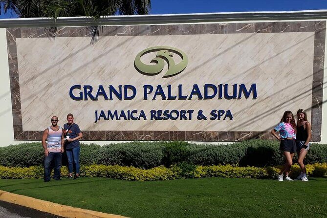Private Montego bay Airport Transfer To Grand Palladium - Key Points