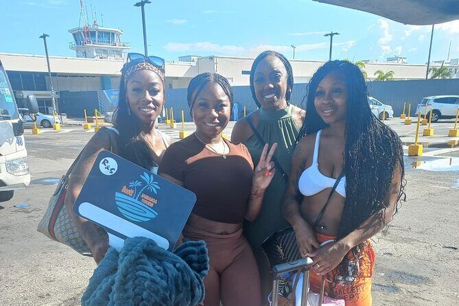 Private Montego Bay Airport Transfer to Riu Palace Aquarelle - Key Points