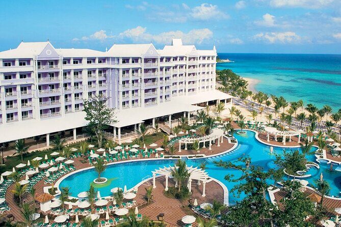 Private Montego Bay Jamaica Airport Transfer to Ocho Rios Hotels - Key Points