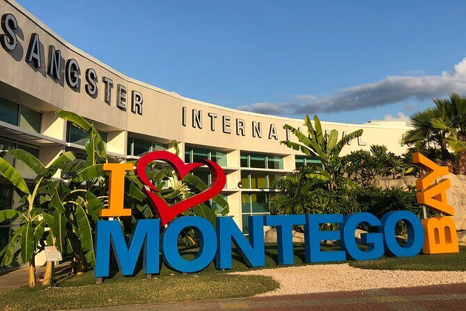 Private Montego Bay Sangster Airport Transfer to Negril Hotels - Making Your Arrival and Departure Seamless
