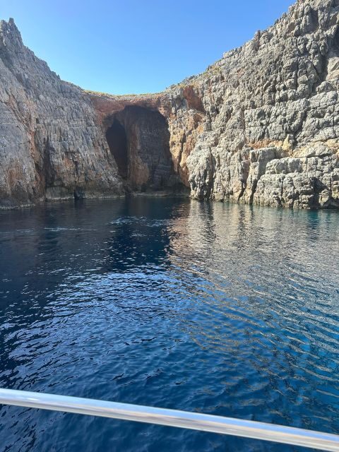 Private Motor Boat Cruise, Snorkelling,Swimming,Fishing - FAQ