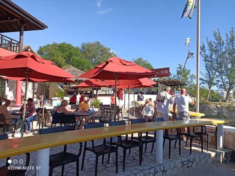 Private Motorboat Sunset Cruise  Negril Small Groups 1-8 - Who Should Consider This Tour?