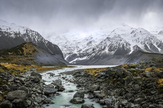 Private Mt Cook Day Tour From Christchurch via Lake Tekapo - Lake Pukaki: A Glacial Marvel