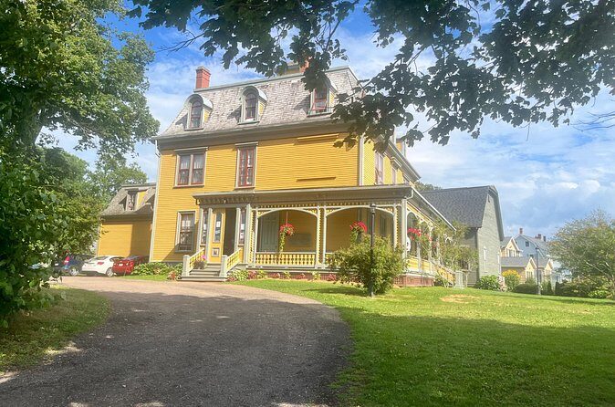 Private Multi Day tour in Prince Edward Island - FAQ