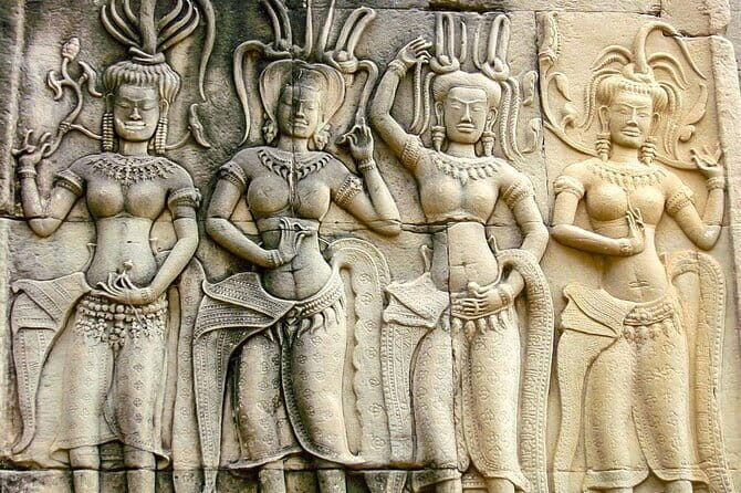 Private Multi Day Tour of Phnom Penh - The Rivers and Floating Villages