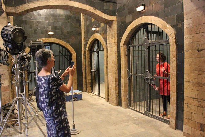 Private Mumbai City Tour and Bollywood Tours With Meal - Key Points