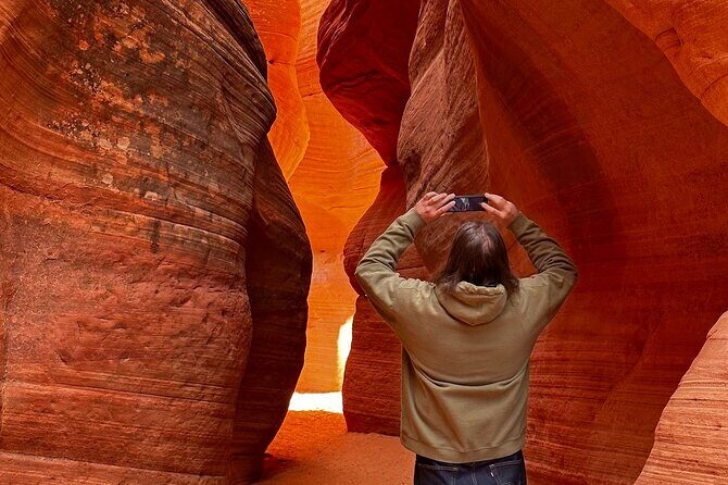 Private Mystical Slot Canyon Tour by 4WD - Who Should Consider This Tour?