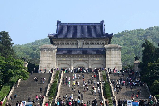 Private Nanjing Day Tour to Sun Yat-Sen's Mausoleum, Ming Xiaoling Tomb and Confucius Temple - Key Points