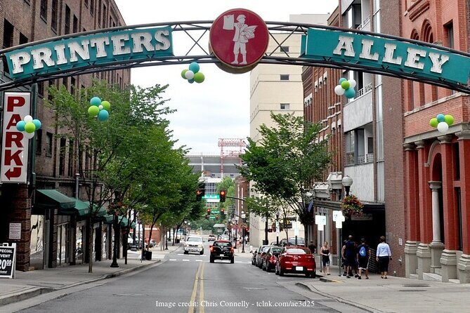 Private Nashville Walking Tour with Johnny Cash Museum Admission - Key Points